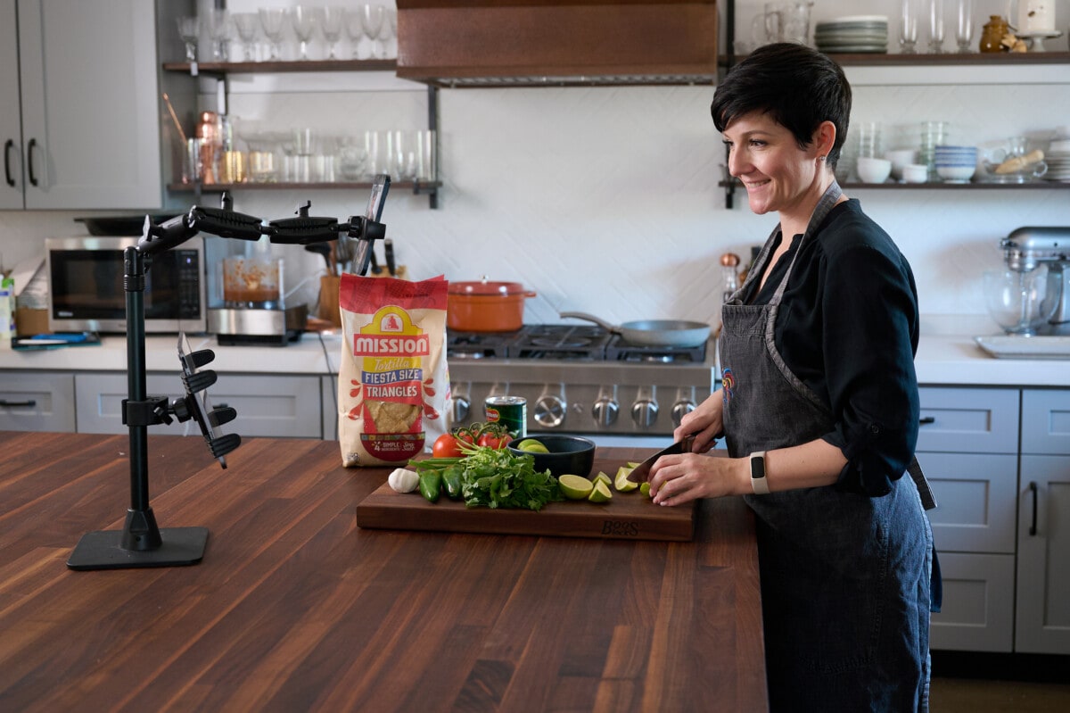 Camera Angles for Visual Storytelling in Videos - The Bite Shot: Food ...